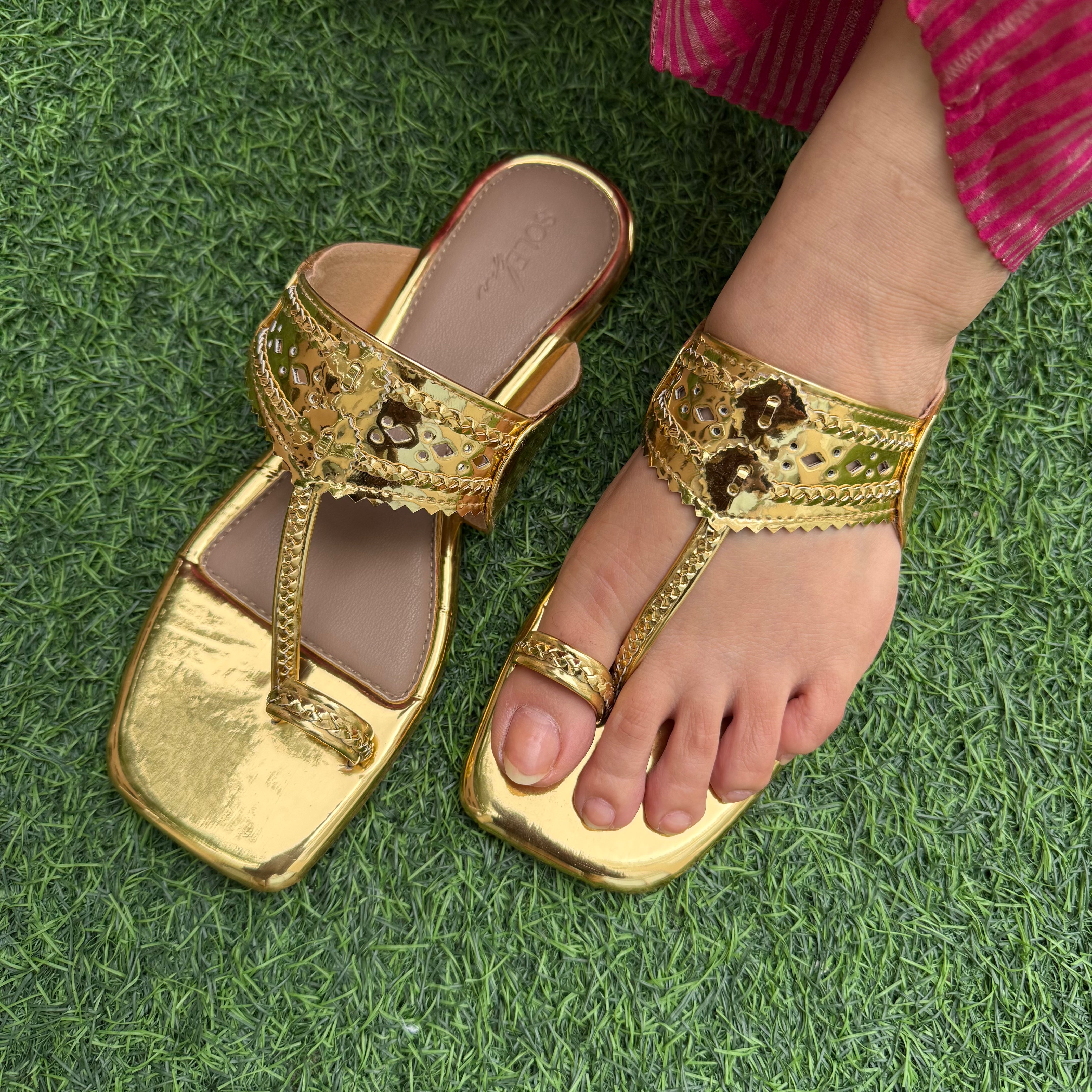Golden Sitara Flat – Solebae By Yama & Darshini